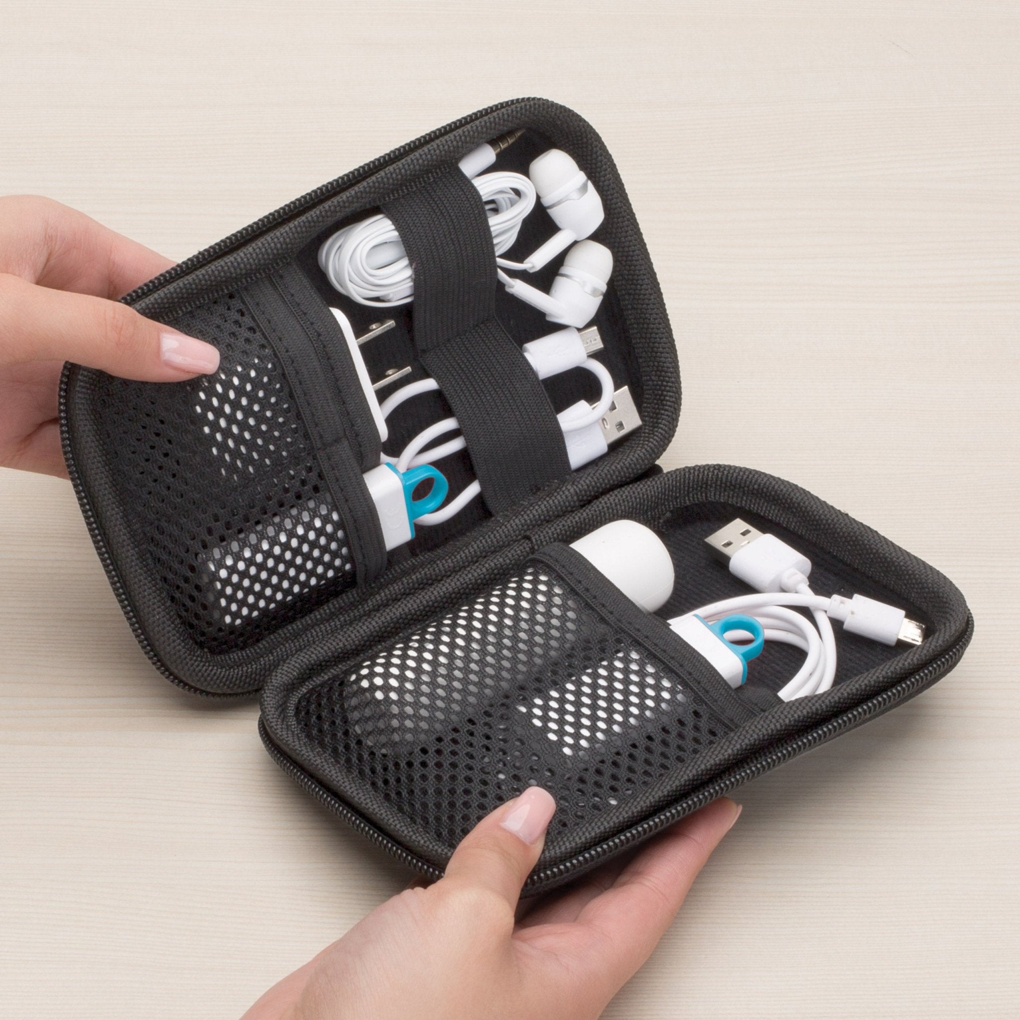 Porta Cables Black – Betterware